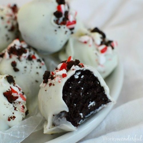 Candy Cane Oreo Balls Recipe - WonkyWonderful